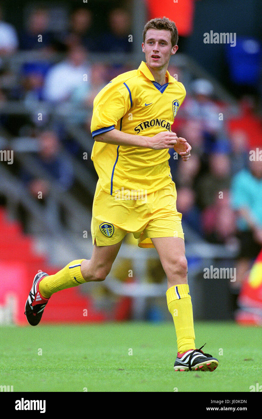ALAN CAWLEY LEEDS UNITED FC OLDHAM BOUNDARY PARK 06 August 2000 Stock ...