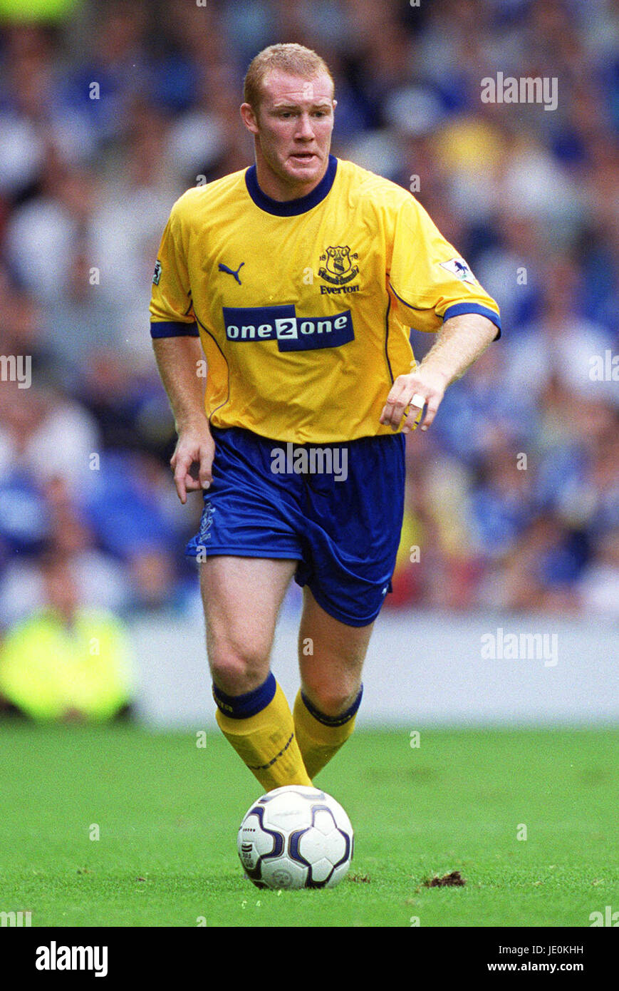 STEVE WATSON EVERTON FC 12 August 2000 Stock Photo - Alamy