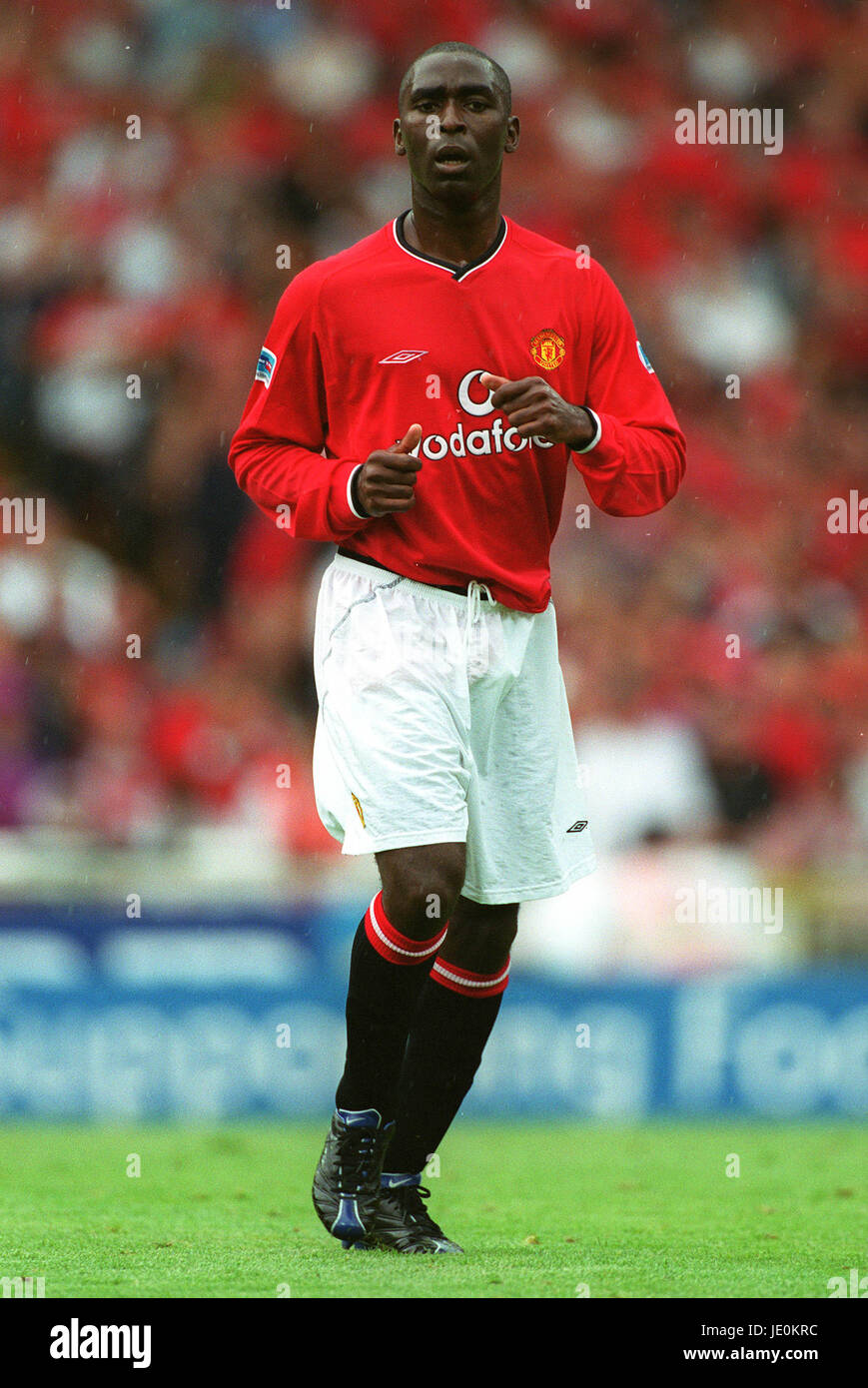 Andy cole manchester united 2000 hi-res stock photography and images ...