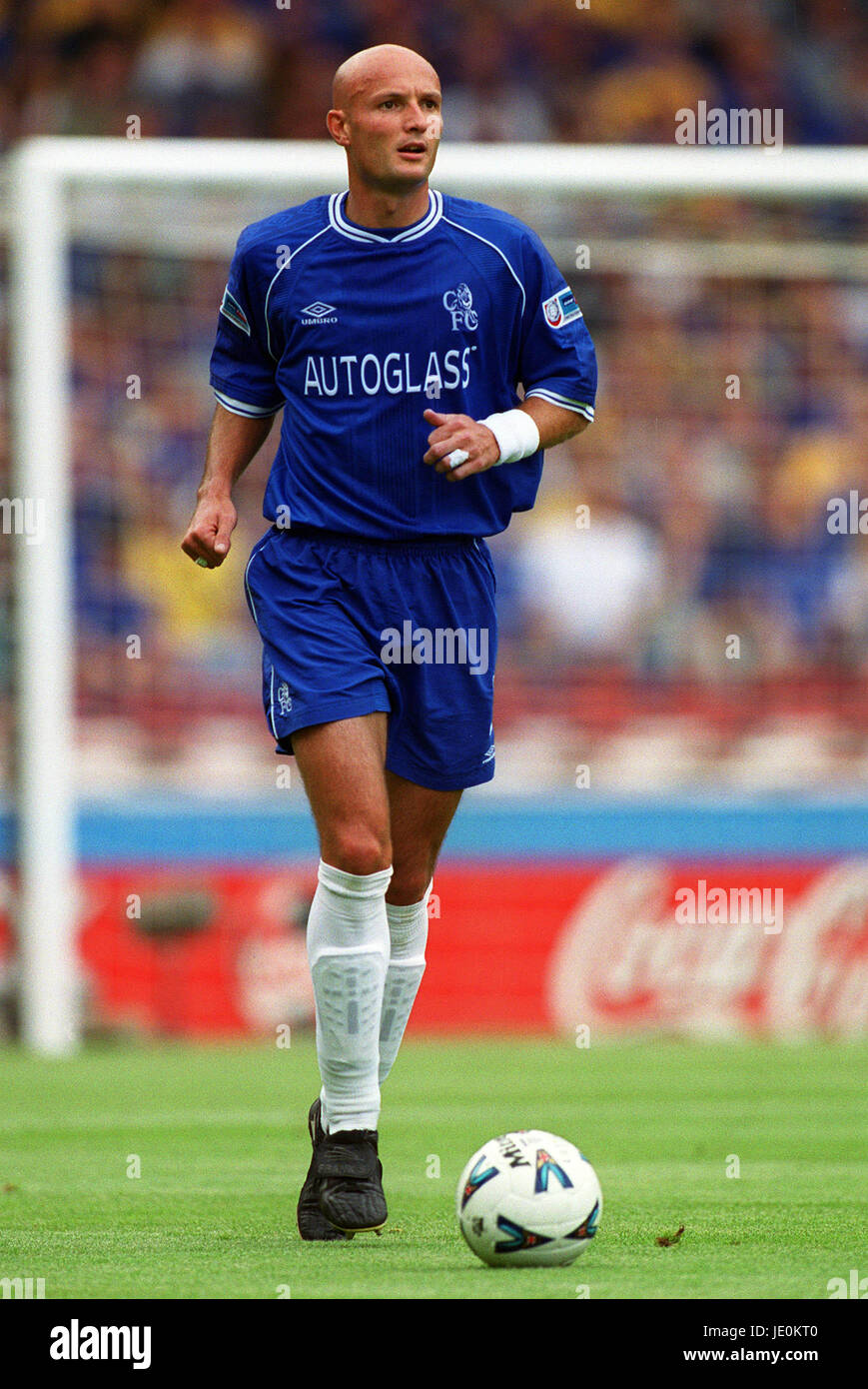 FRANK LEBOEUF CHELSEA FC 14 August 2000 Stock Photo - Alamy