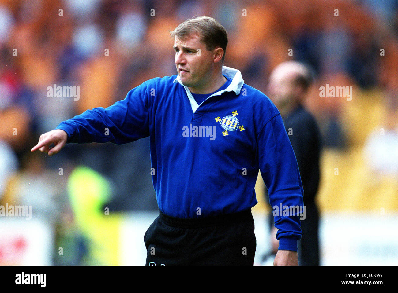 PAUL JEWELL SHEFFIELD WEDNESDAY FC MANAGER 14 August 2000 Stock Photo ...