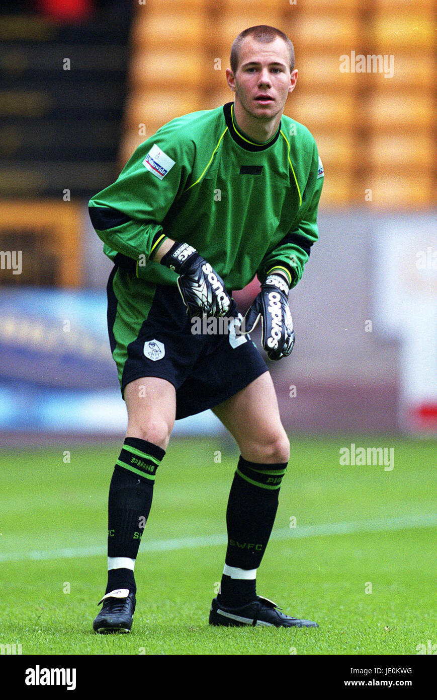 CHRIS STRINGER SHEFFIELD WEDNESDAY FC 14 August 2000 Stock Photo - Alamy
