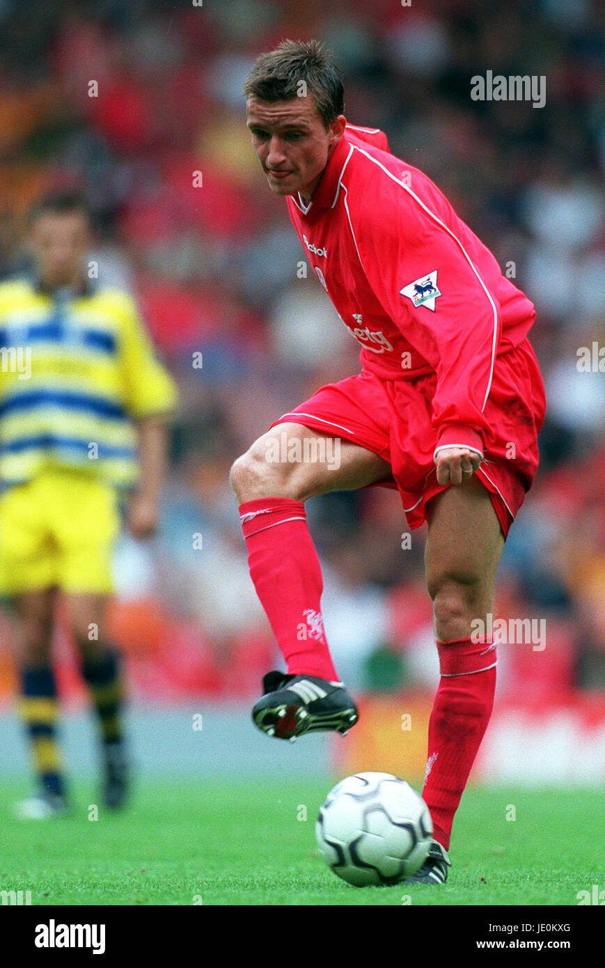 VLADIMIR SMICER LIVERPOOL FC 13 August 2000 Stock Photo - Alamy