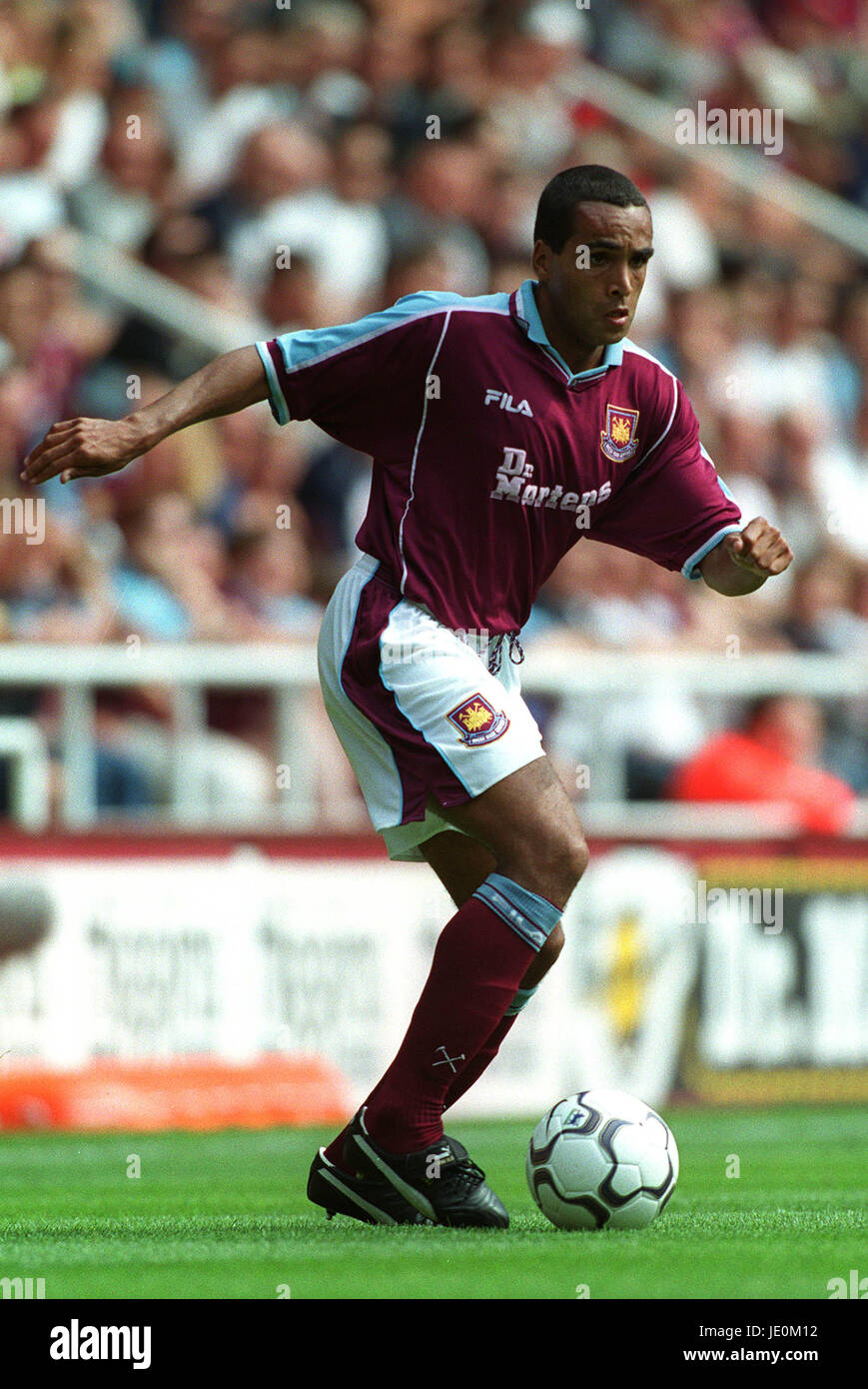 Gary charles hi-res stock photography and images - Alamy