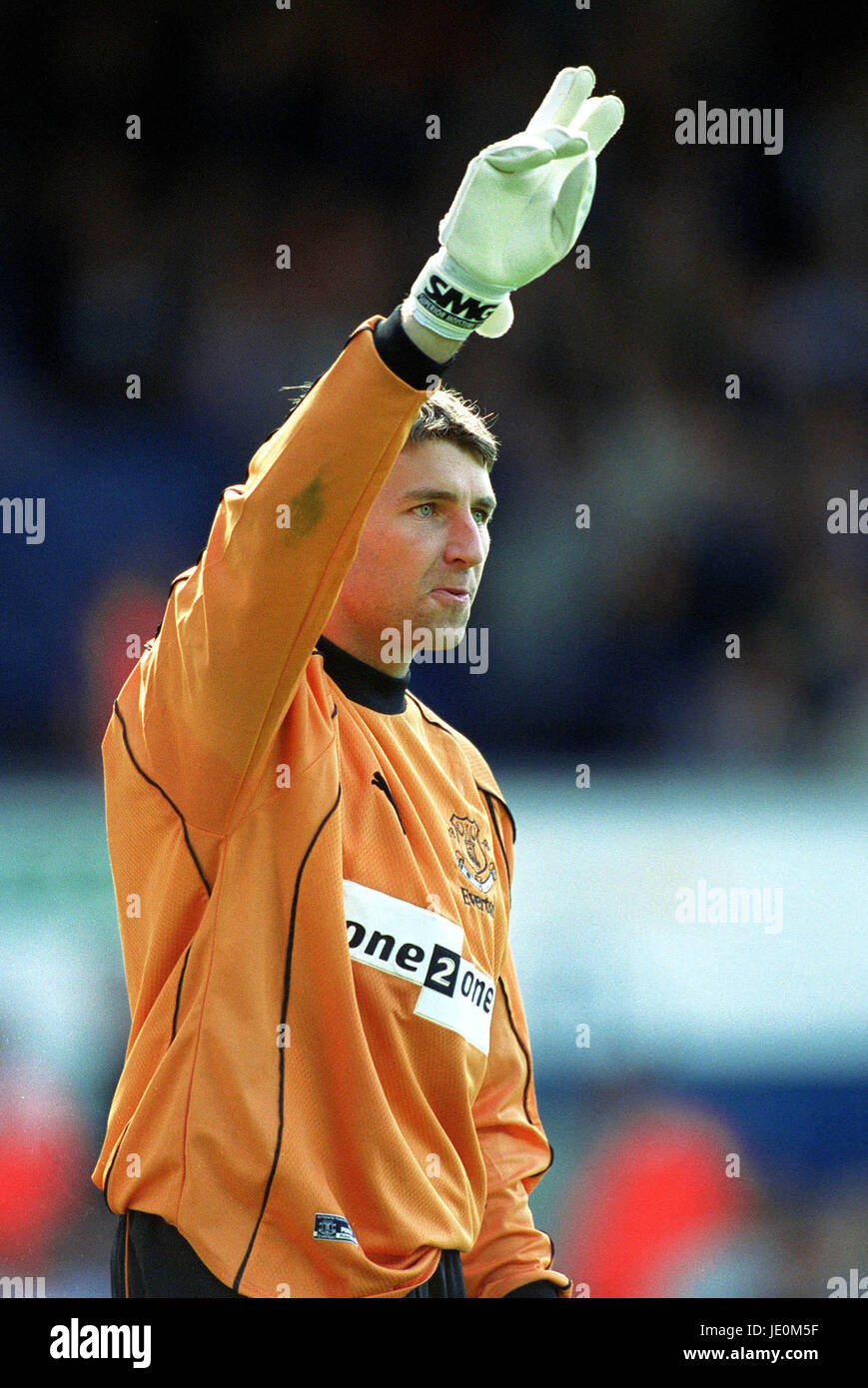 Paul gerrard everton hi-res stock photography and images - Alamy