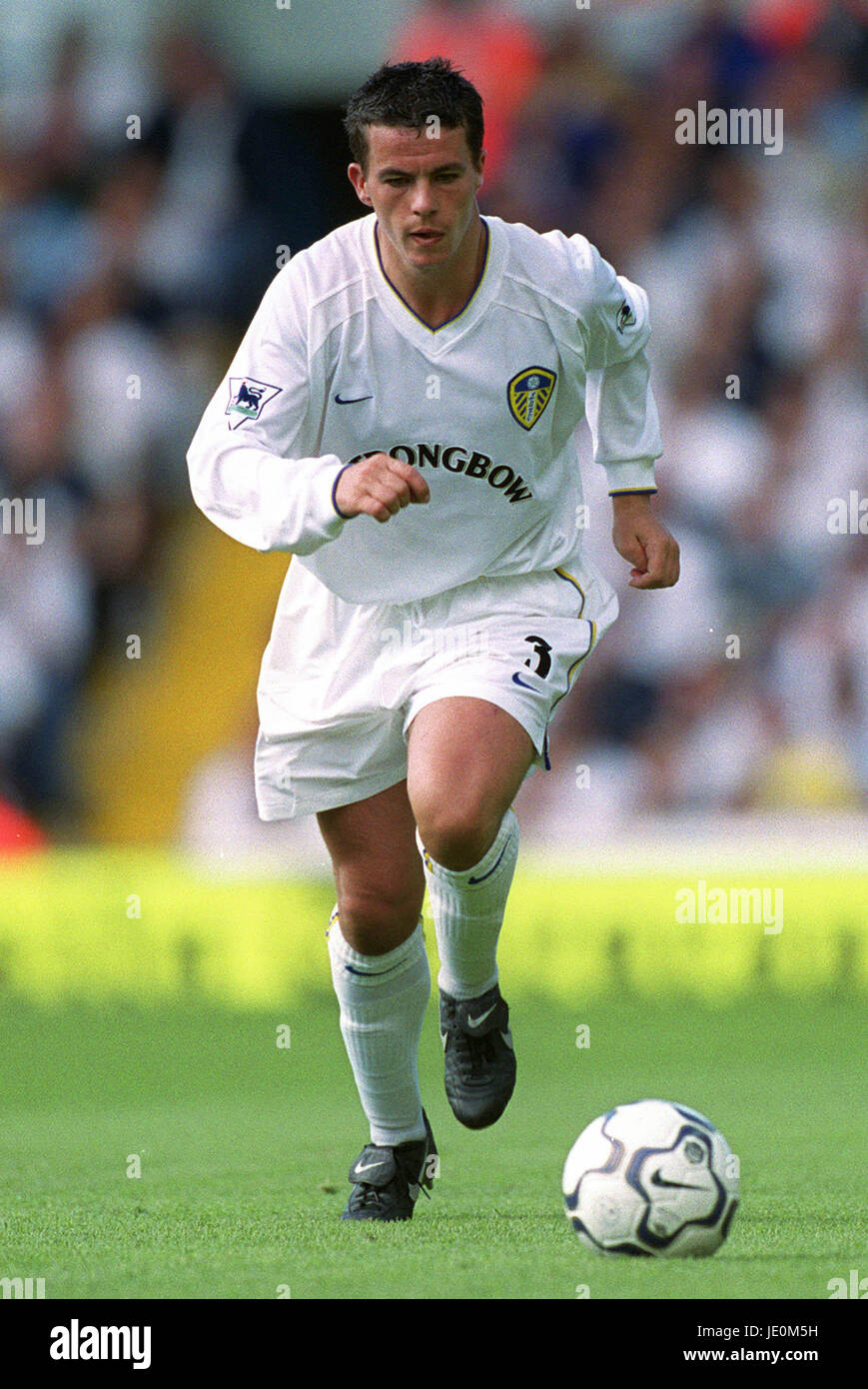 IAN HARTE LEEDS UNITED FC LEEDS ELLAND ROAD 19 August 2000 Stock Photo ...