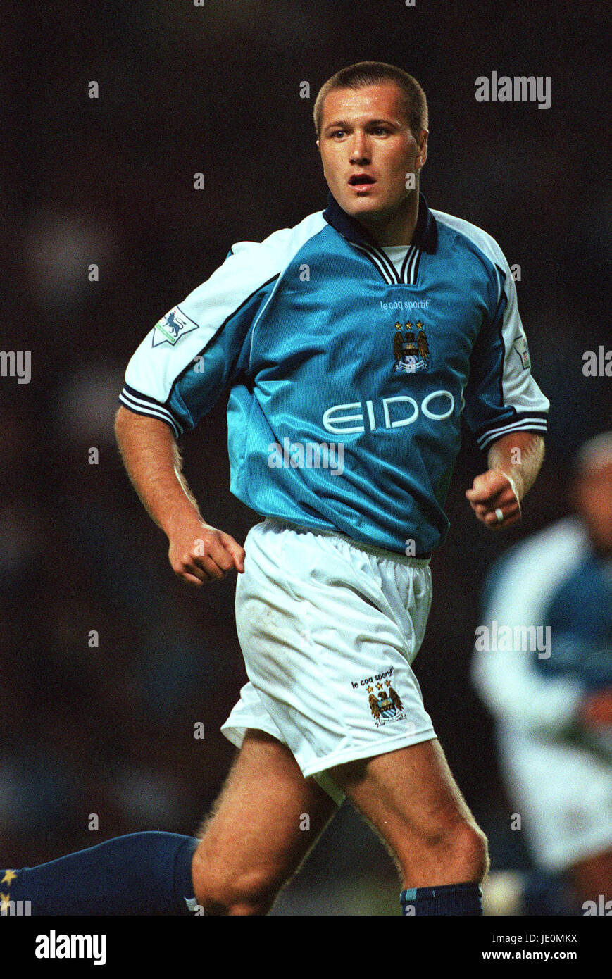 STEVE HOWEY MANCHESTER CITY FC MAINE ROAD MANCHESTER 24 August 2000 ...
