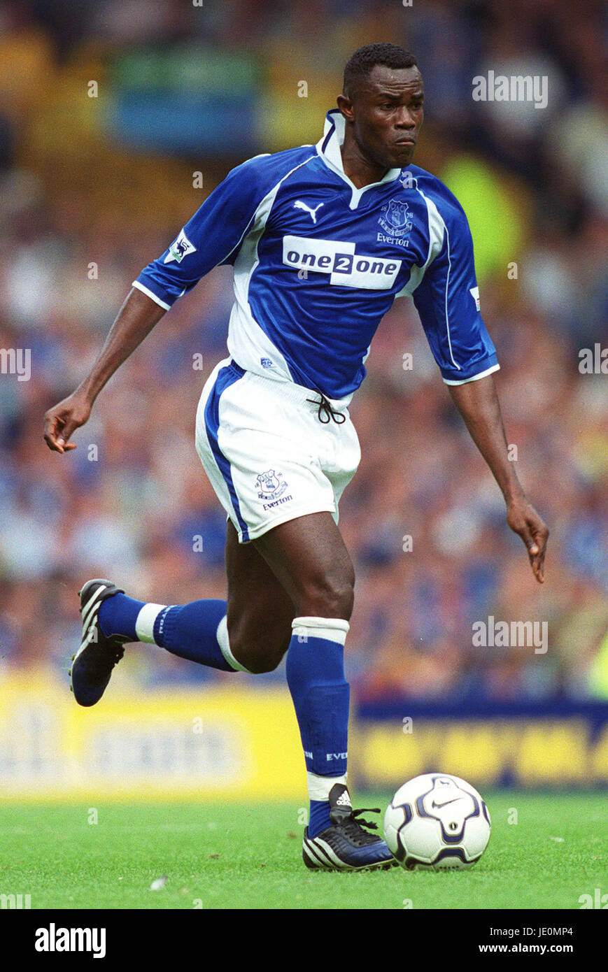 ALEX NYARKO EVERTON FC M 26 August 2000 Stock Photo - Alamy