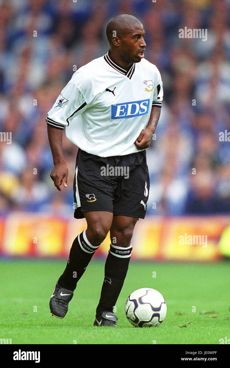 DEAN STURRIDGE DERBY COUNTY FC M 26 August 2000 Stock Photo - Alamy