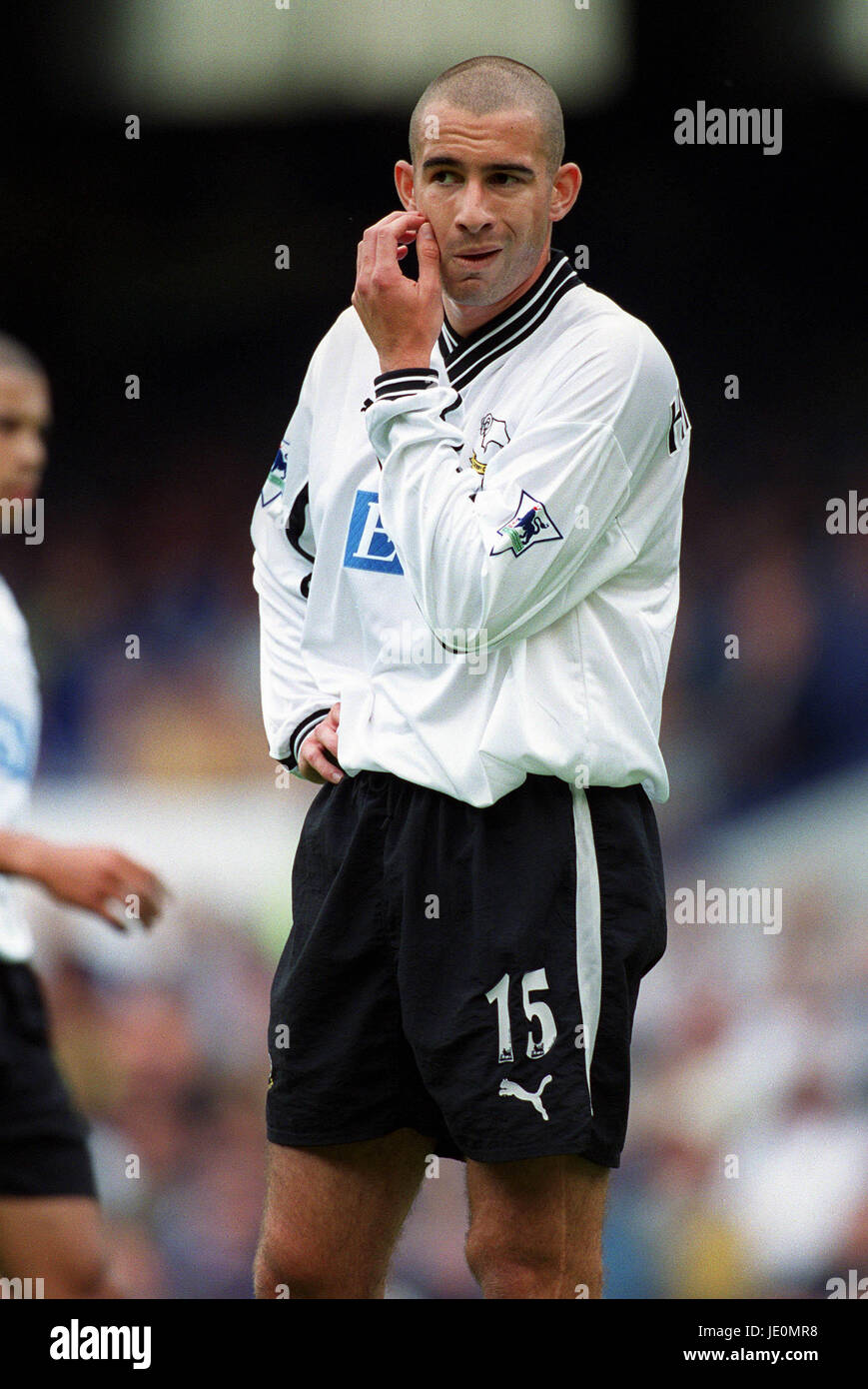 DANNY HIGGINBOTHAM DERBY COUNTY FC M 26 August 2000 Stock Photo - Alamy
