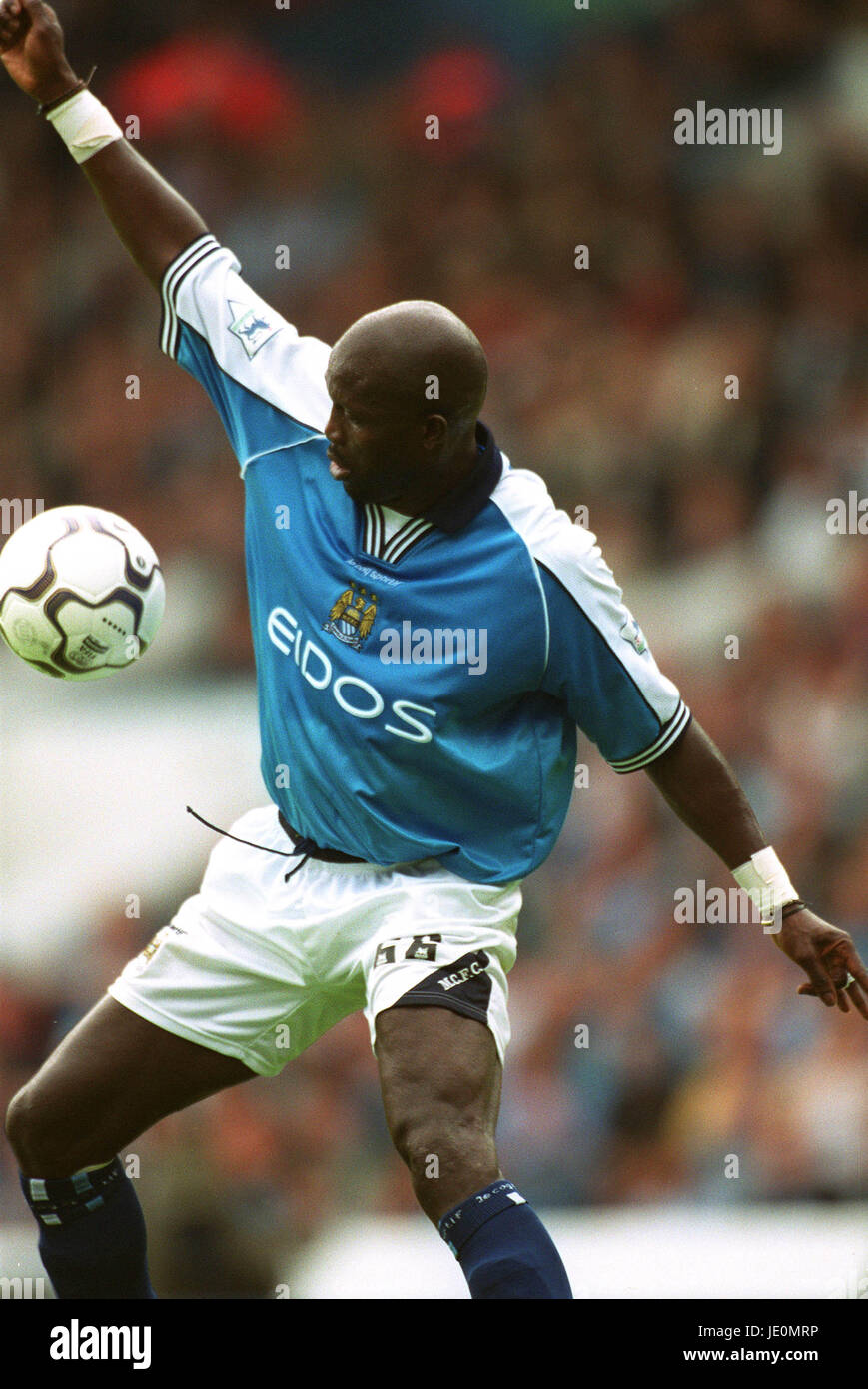 George weah manchester city fc hi-res stock photography and images - Alamy