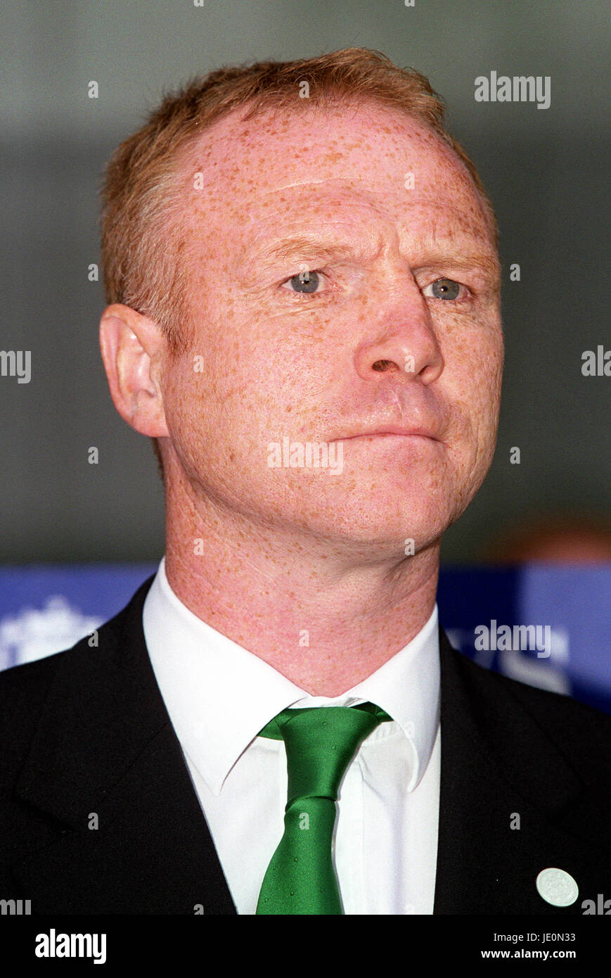 ALEX MCLEISH HIBERNIAN FC MANAGER EASTER ROAD EDINBURGH SCOTLAND 26 ...