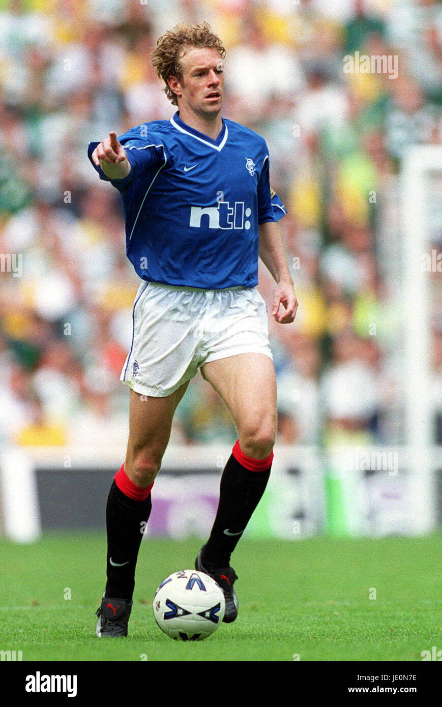 Bert head hi-res stock photography and images - Alamy