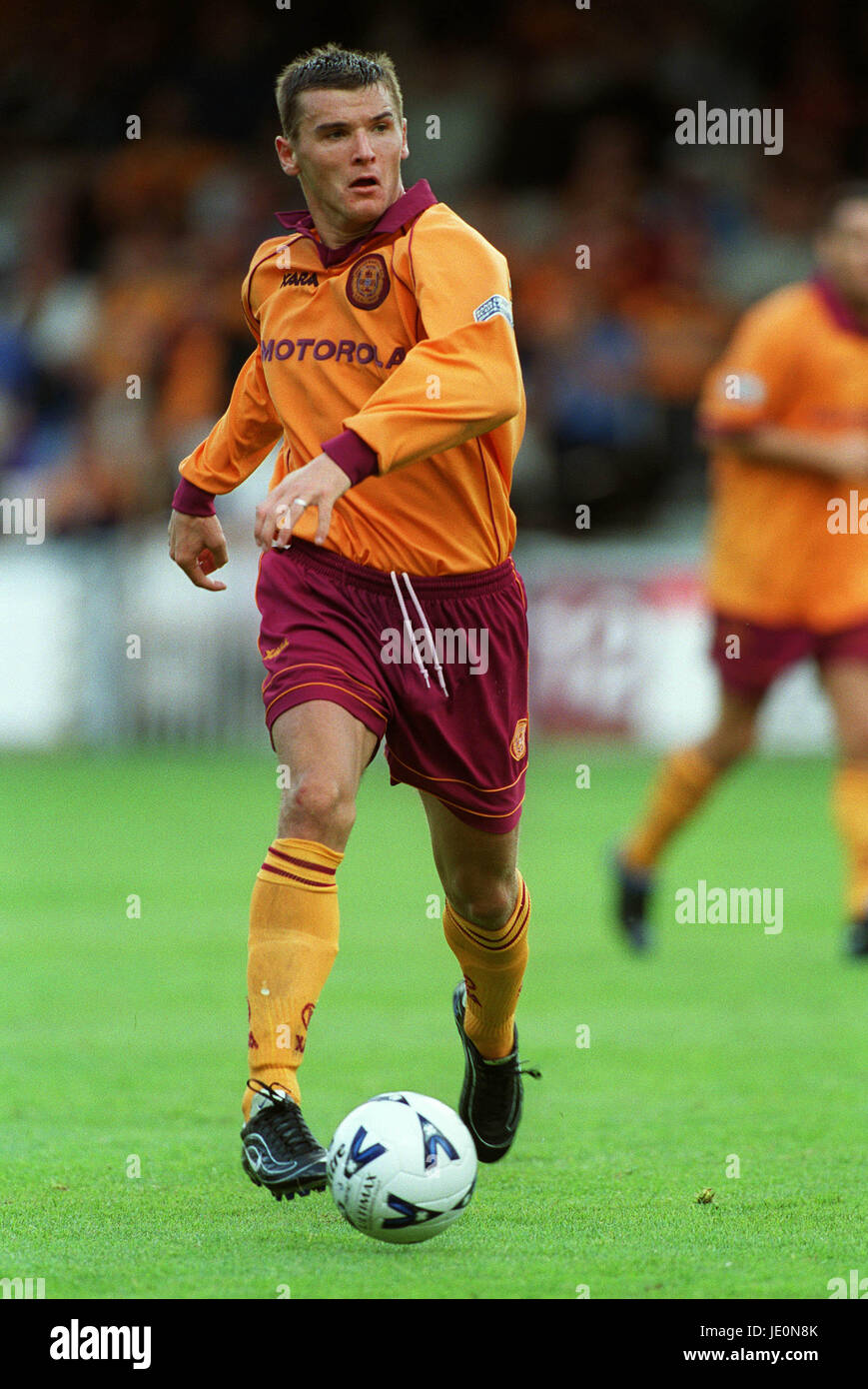 LEE MCCULLOCH MOTHERWELL FC MOTHERWELL 27 August 2000 Stock Photo - Alamy