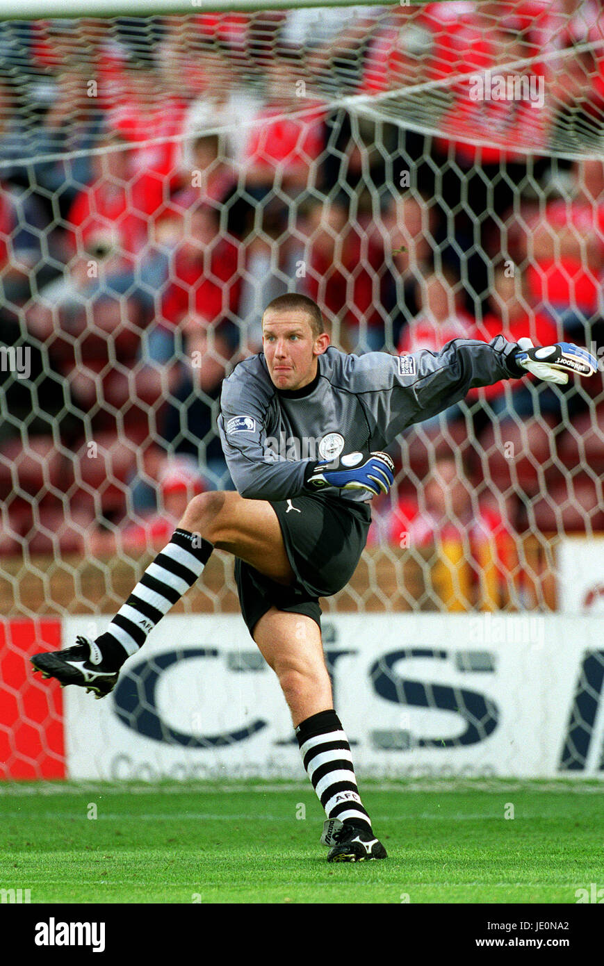 Esson hi-res stock photography and images - Alamy