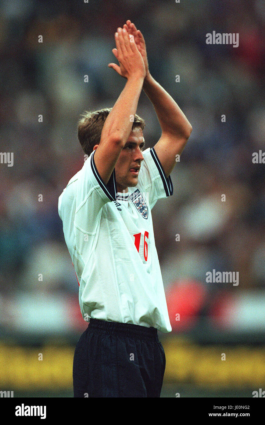 MICHAEL OWEN ENGLAND & LIVERPOOL FC PARIS STADE FRANCE 02 September ...
