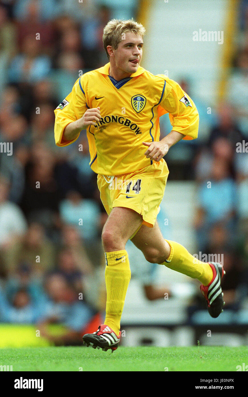 Leeds united football v coventry hi-res stock photography and images ...