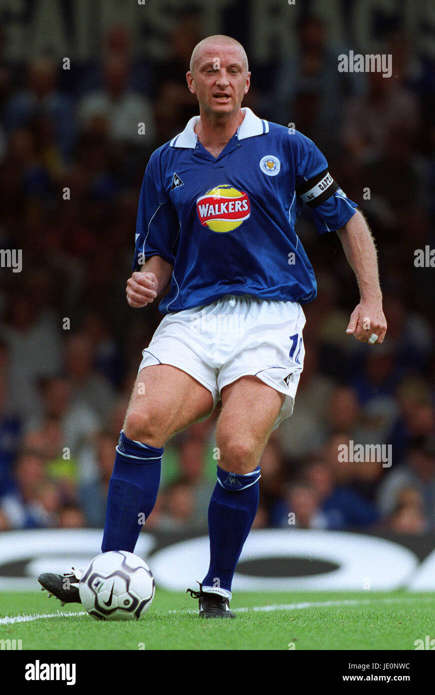 MATT ELLIOTT LEICESTER CITY FC LEICESTER FILBERT STREET 09 September ...