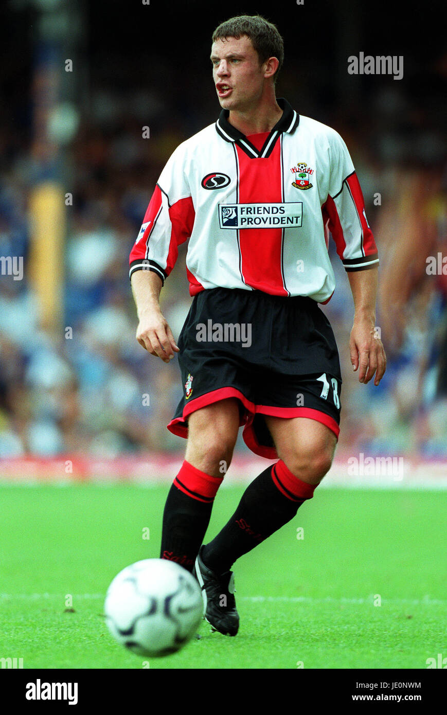 WAYNE BRIDGE SOUTHAMPTON FC LEICESTER FILBERT STREET 09 September 2000 ...