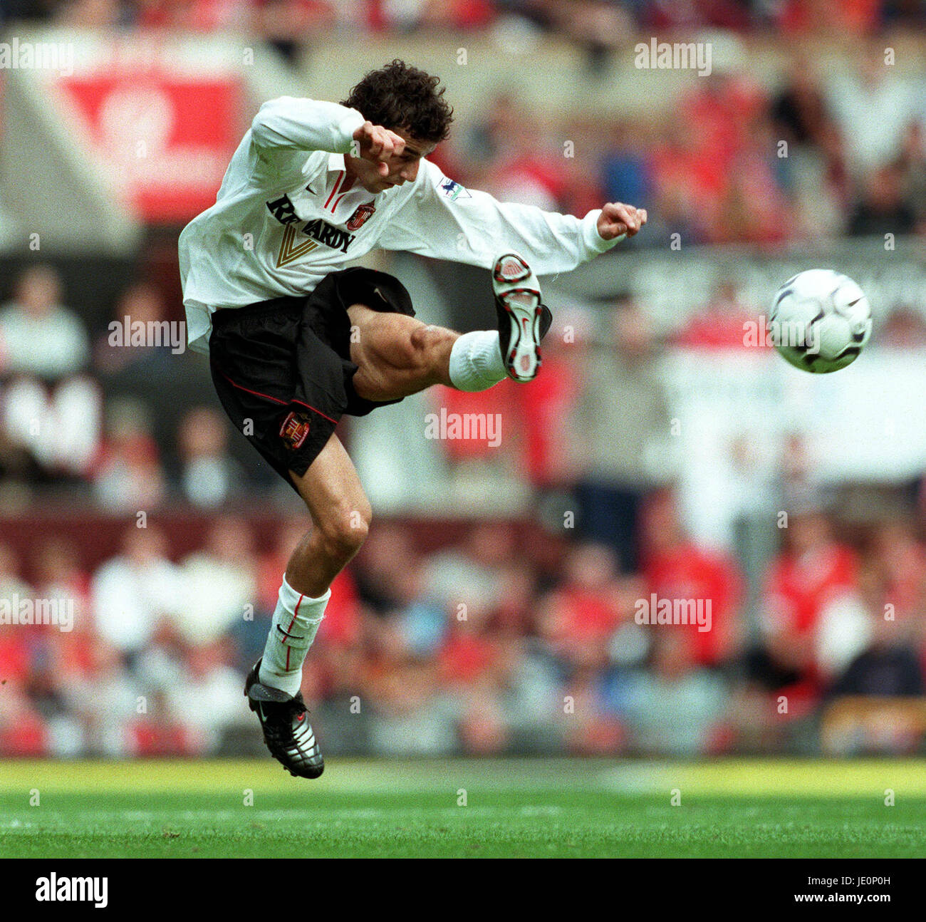 JULIO ARCA SUNDERLAND FC 09 September 2000 Stock Photo - Alamy