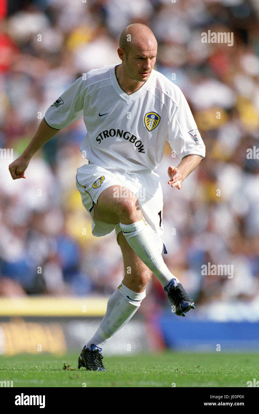 DANNY MILLS LEEDS UNITED FC LEEDS ELLAND RD LEEDS ENGLAND 16 September ...