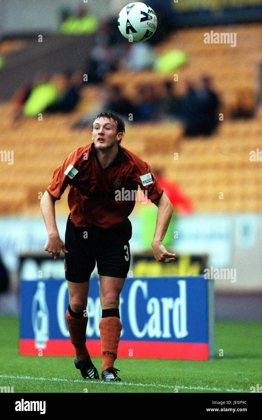 LEE NAYLOR WOLVERHAMPTON WANDERERS FC WOLVERHAMPTON MOLINEUX ...