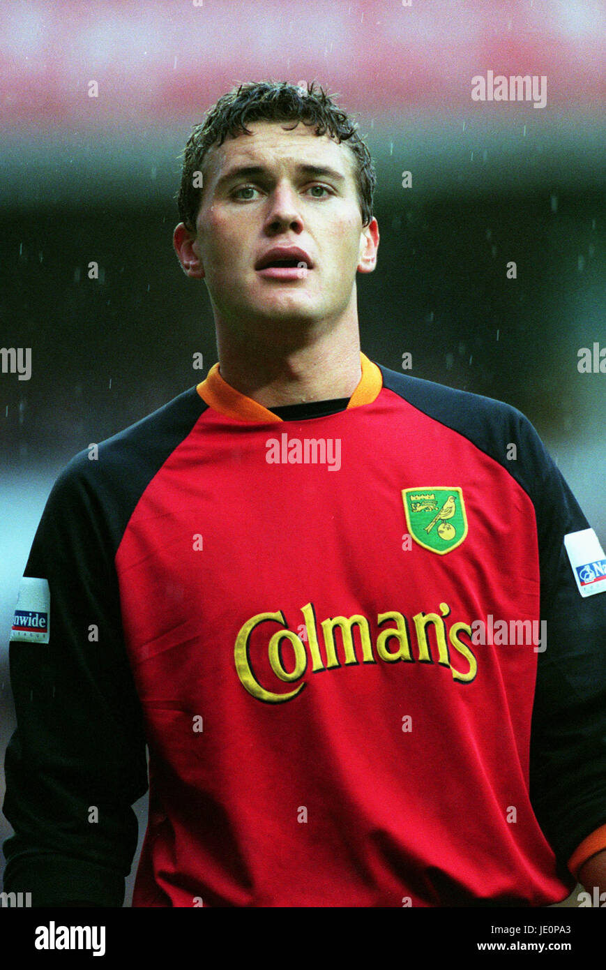 ANDY MARSHALL NORWICH CITY FC WOLVERHAMPTON MOLINEUX WOLVERHAMPTON ...
