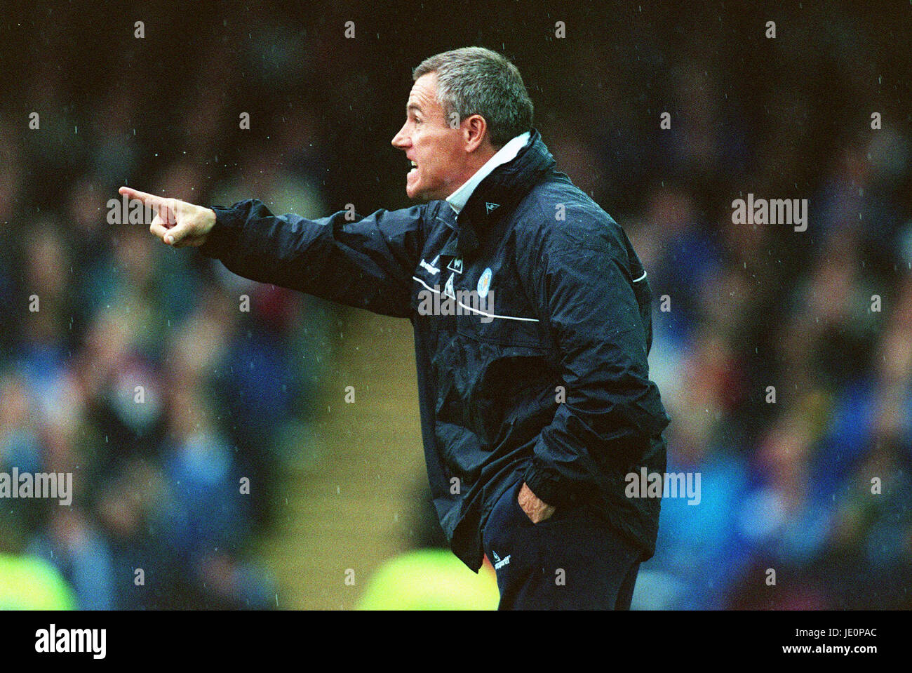 England manager peter taylor hi-res stock photography and images - Alamy