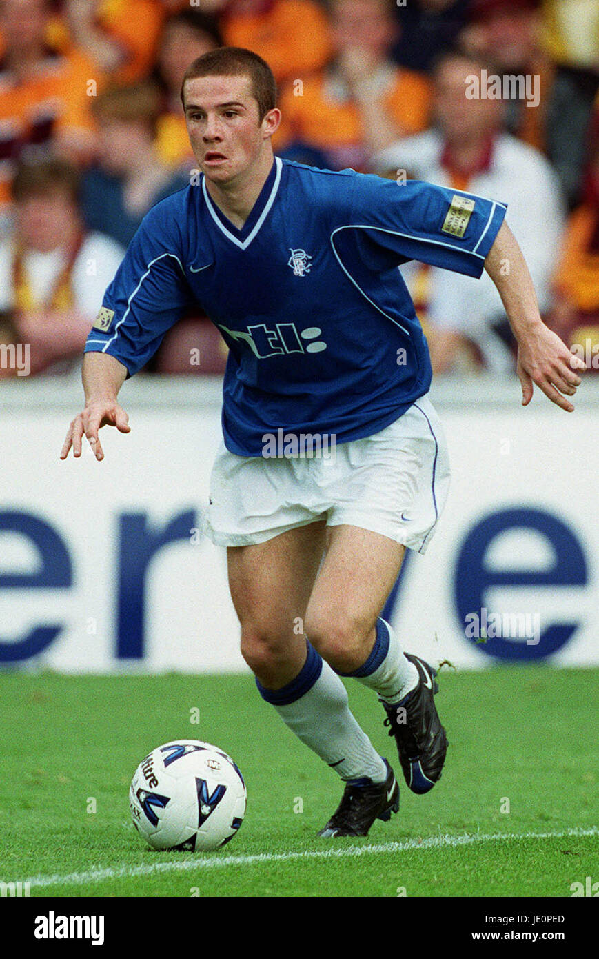 BARRY FERGUSON GLASGOW RANGERS FC MOTHERWELL FIR PARK 23 September 2000 ...