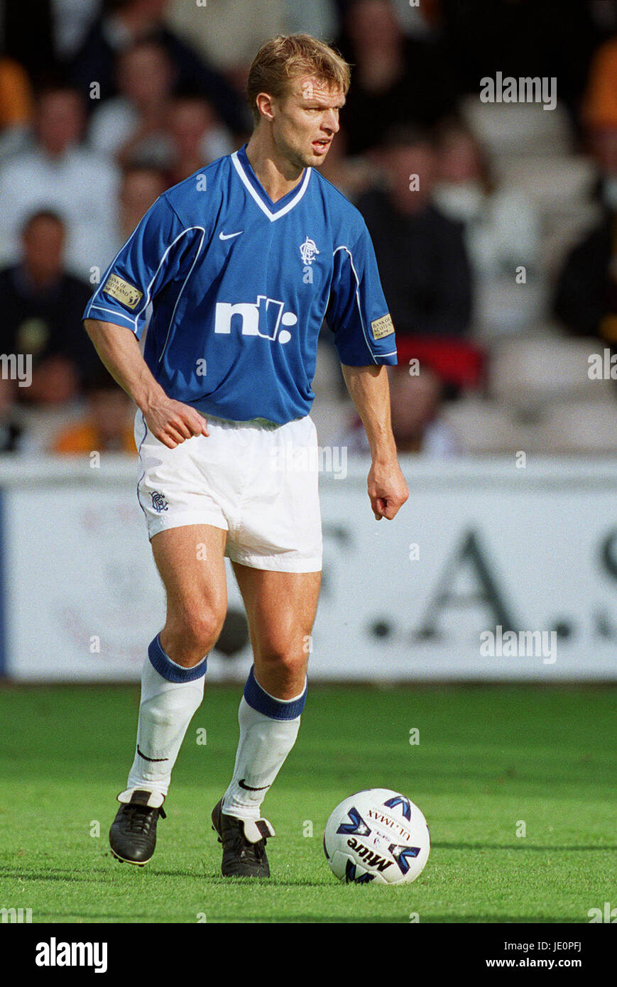 ARTHUR NUMAN GLASGOW RANGERS FC MOTHERWELL FIR PARK 23 September 2000 ...