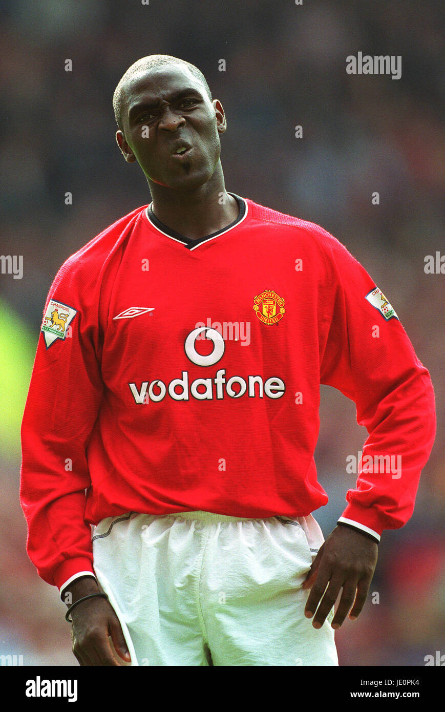 Andy cole manchester united 2000 hi-res stock photography and images ...
