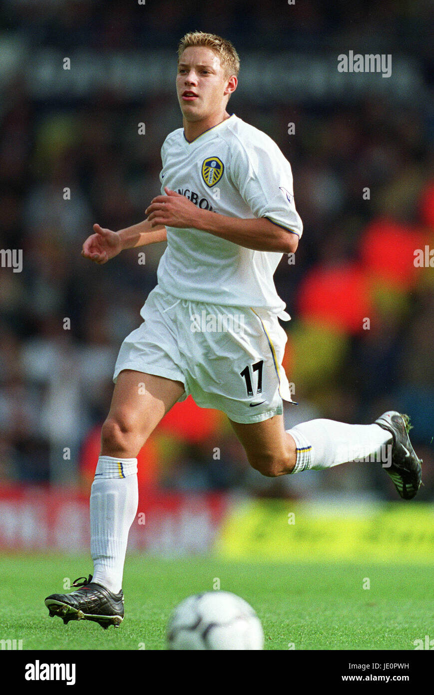 ALAN SMITH LEEDS UNITED FC ELLAND ROAD LEEDS ENGLAND 30 September 2000 ...