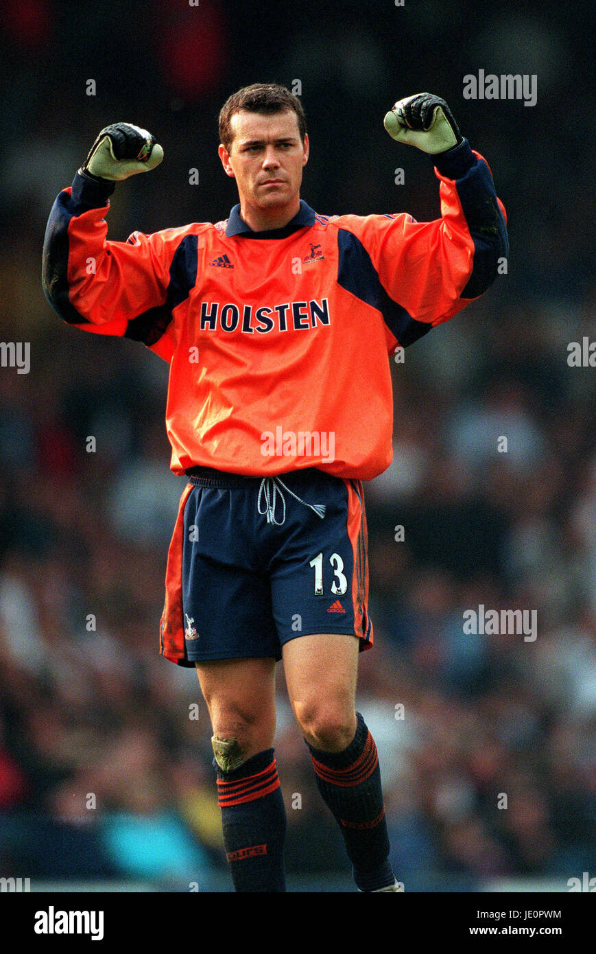 NEIL SULLIVAN TOTTENHAM HOTSPUR FC ELLAND ROAD LEEDS ENGLAND 30 ...