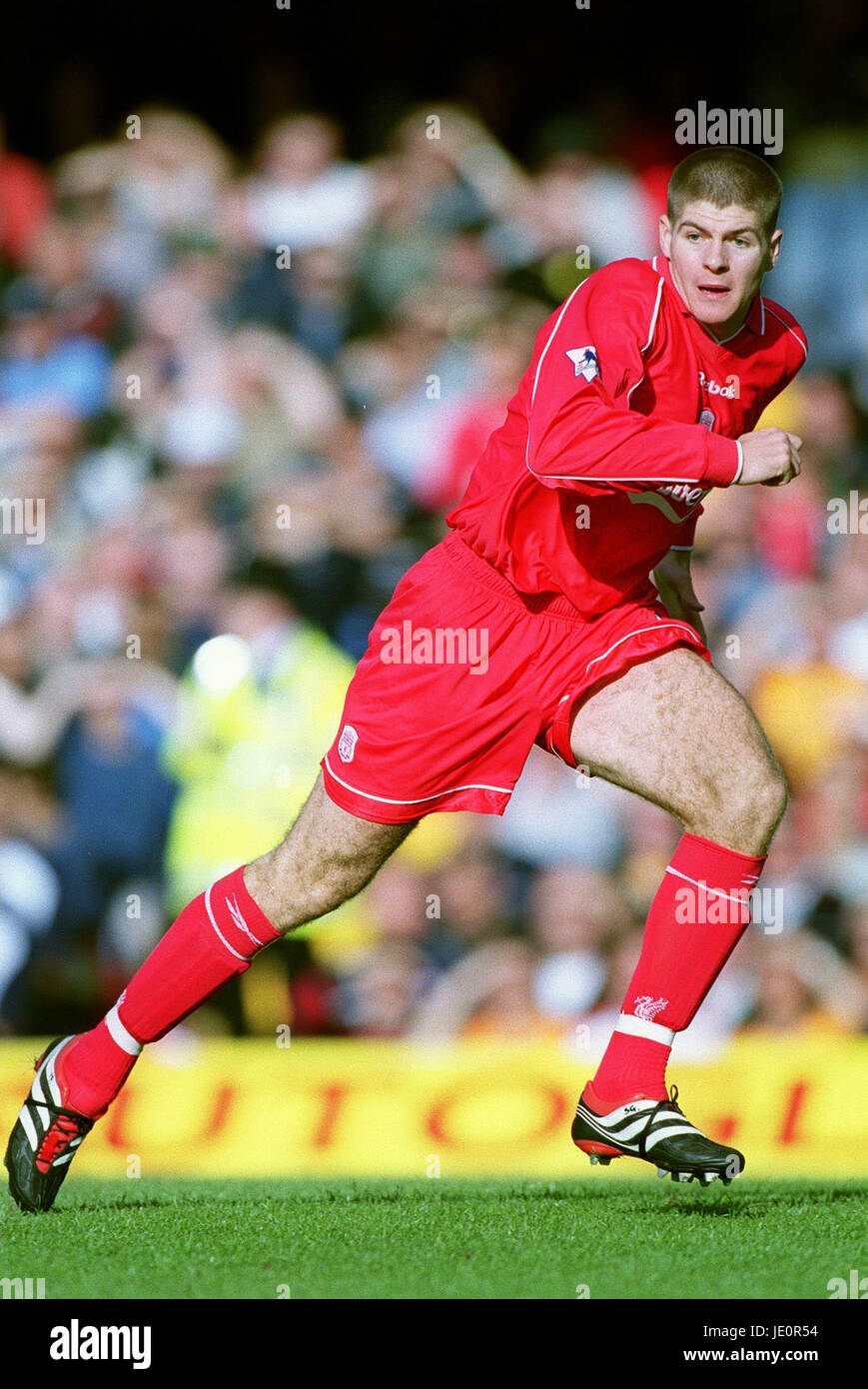 STEVEN GERRARD, LIVERPOOL FC, CHELSEA V LIVERPOOL FC, 2000 Stock Photo ...