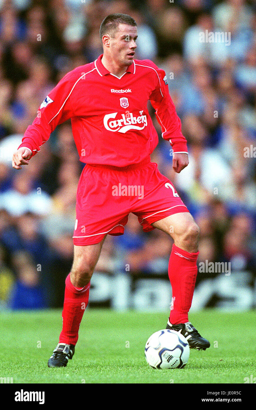 Jamie carragher 2000 hi-res stock photography and images - Alamy