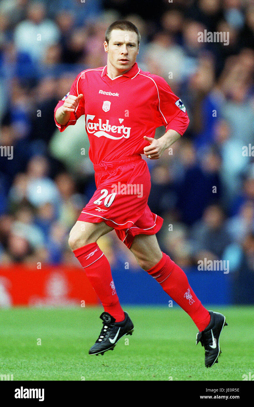 NICK BARMBY LIVERPOOL FC LONDON STAMFORD BRIDGE 01 October 2000 Stock Photo - Alamy