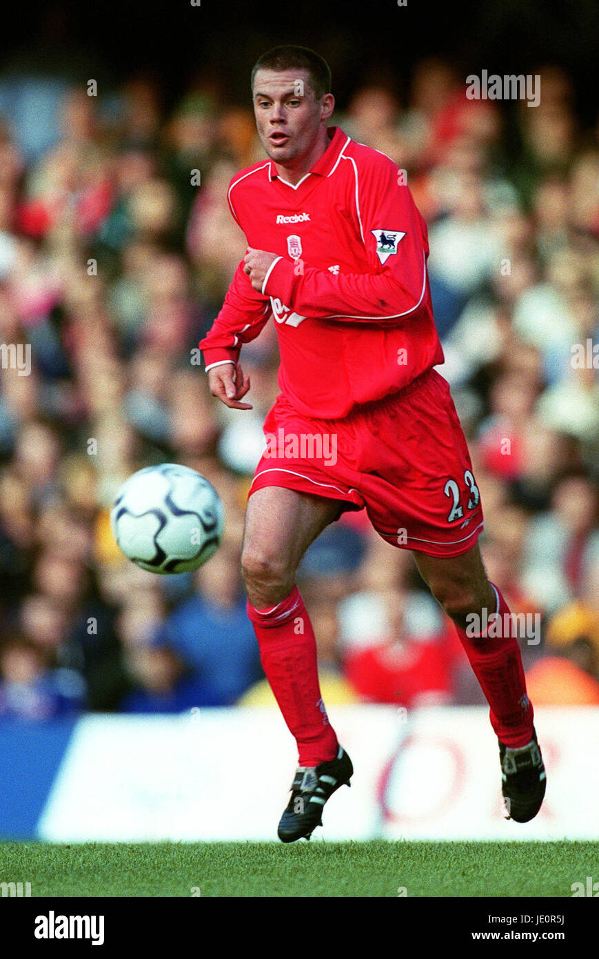 JAMIE CARRAGHER LIVERPOOL FC LONDON STAMFORD BRIDGE 01 October 2000 Stock Photo - Alamy