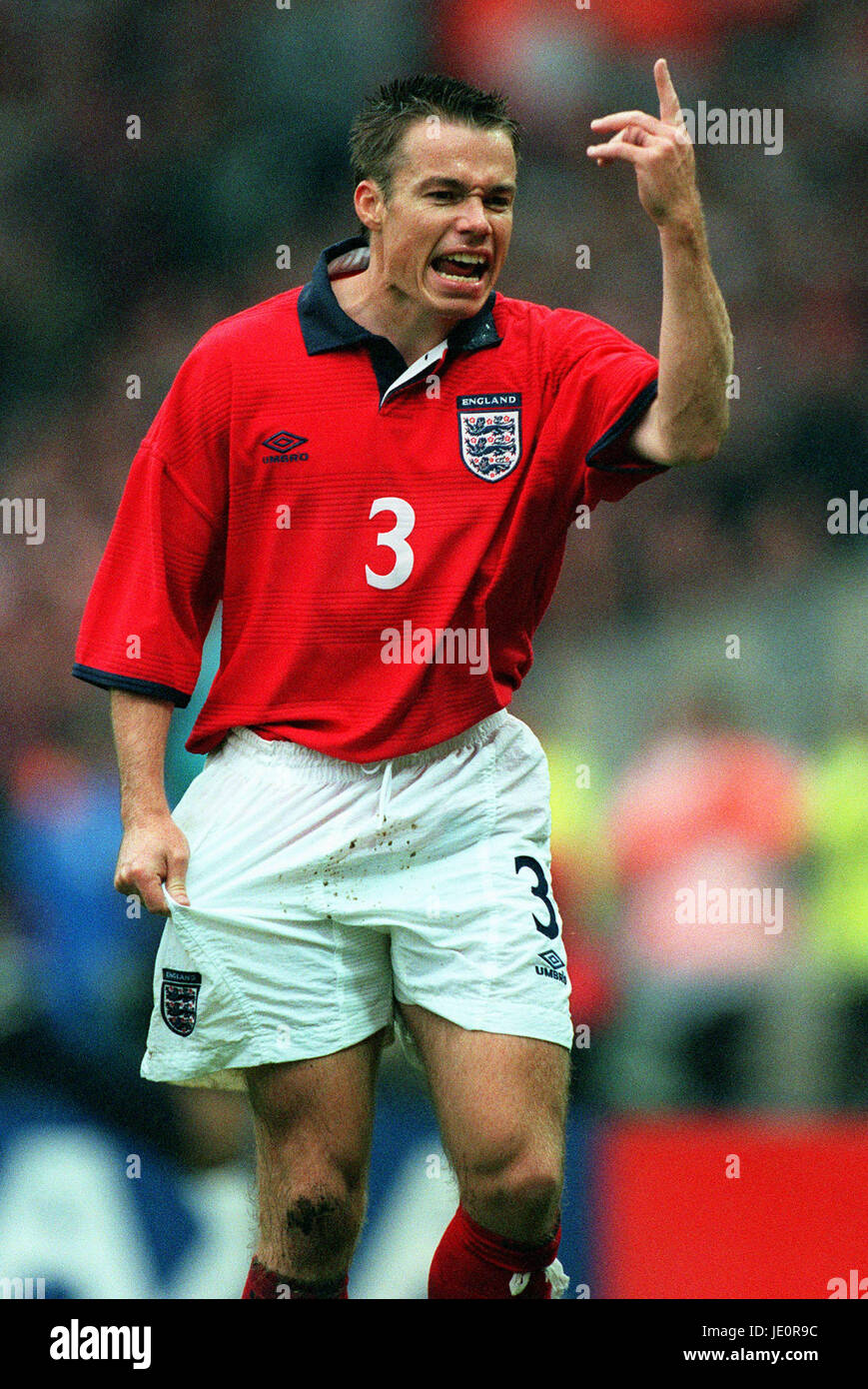 GRAEME LE SAUX ENGLAND & CHELSEA FC LONDON WEMBLEY 07 October 2000 ...