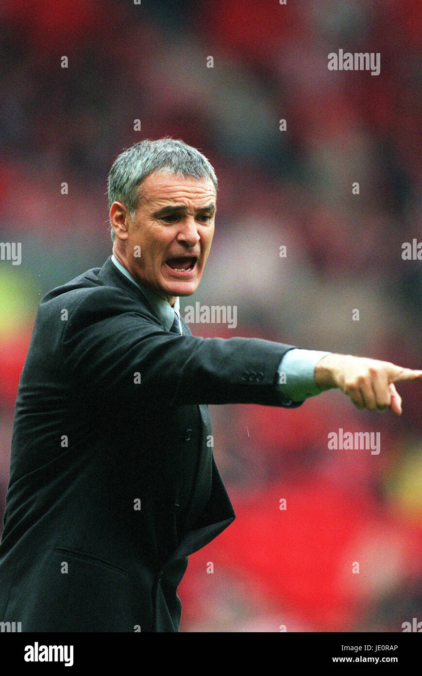 CLAUDIO RANIERI CHELSEA MANAGER SUNDERLAND STADIUM OF LIGHT 14 October ...