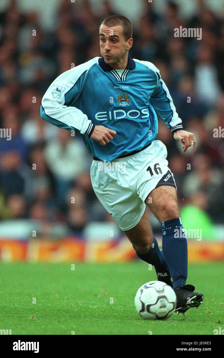 PAUL RITCHIE MANCHESTER CITY FC MAINE ROAD MANCHESTER CITY ENGLAND 14 ...