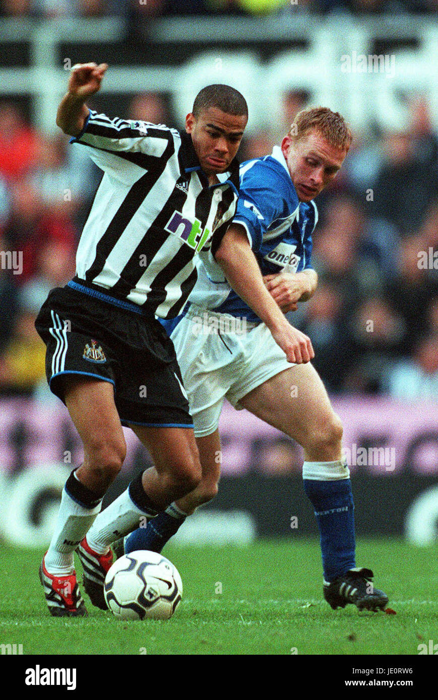 KIERON DYER & MARK PEMBRIDGE NEWCASTLE V EVERTON 21 October 2000 Stock ...