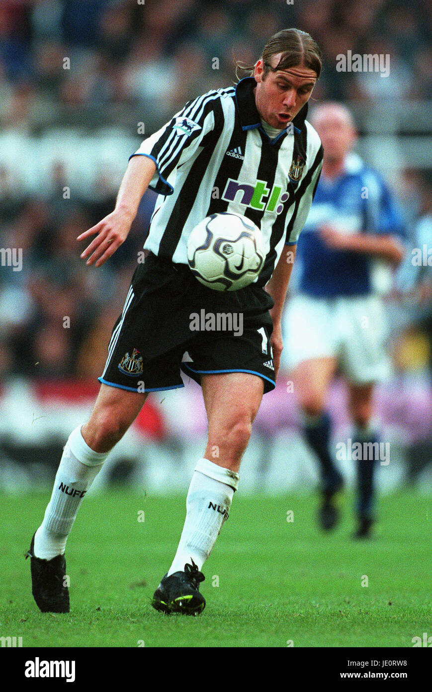 DANIEL CORDONE NEWCASTLE UNITED FC 21 October 2000 Stock Photo - Alamy