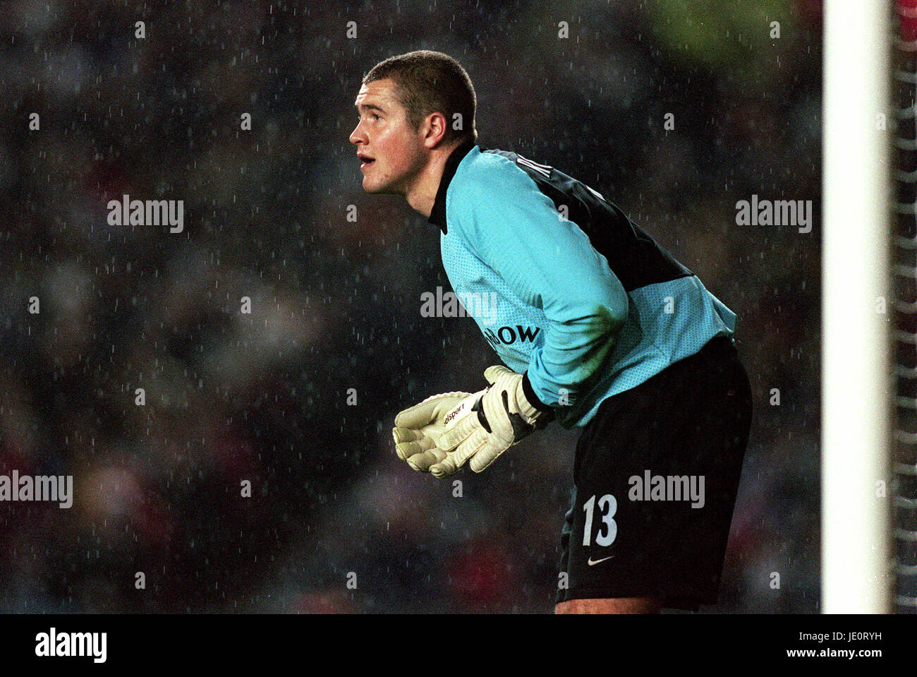 PAUL ROBINSON . LEEDS UNITED FC 24 October 2000 Stock Photo - Alamy