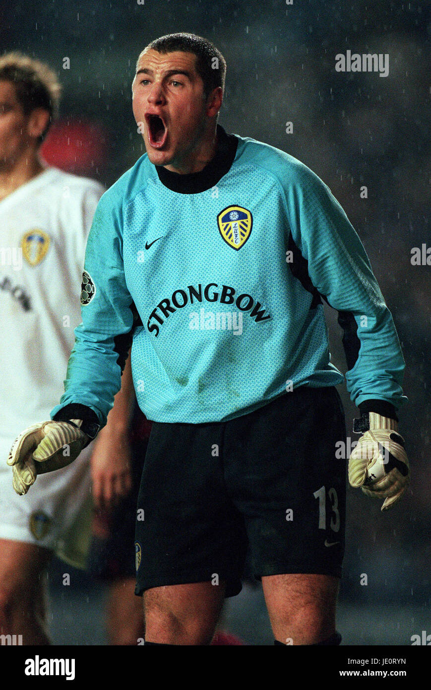 PAUL ROBINSON . LEEDS UNITED FC 24 October 2000 Stock Photo - Alamy