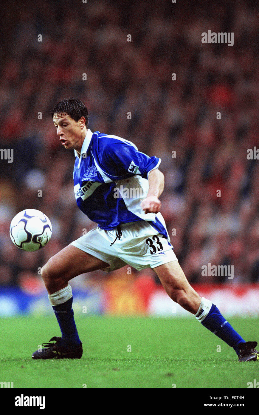 IDAN TAL EVERTON FC LIVERPOOL ANFIELD 28 October 2000 Stock Photo - Alamy
