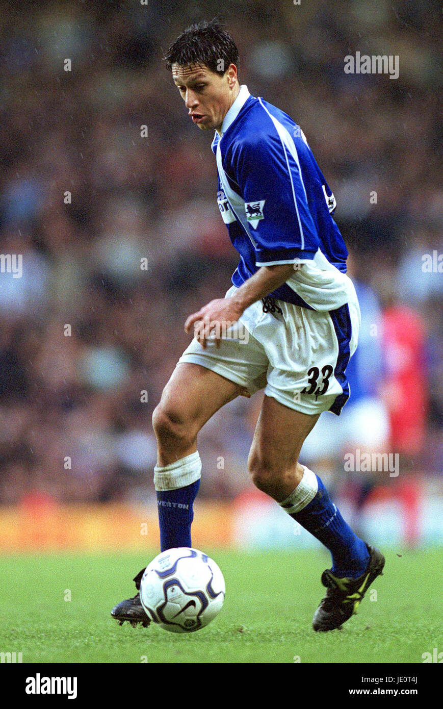 IDAN TAL EVERTON FC LIVERPOOL ANFIELD 28 October 2000 Stock Photo - Alamy
