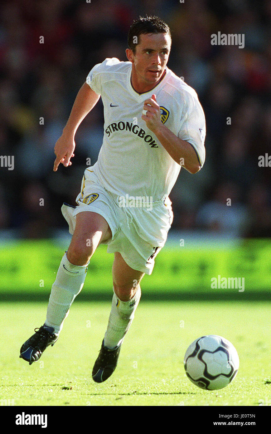GARY KELLY LEEDS UNITED FC LEEDS ELLAND ROAD 04 November 2000 Stock ...