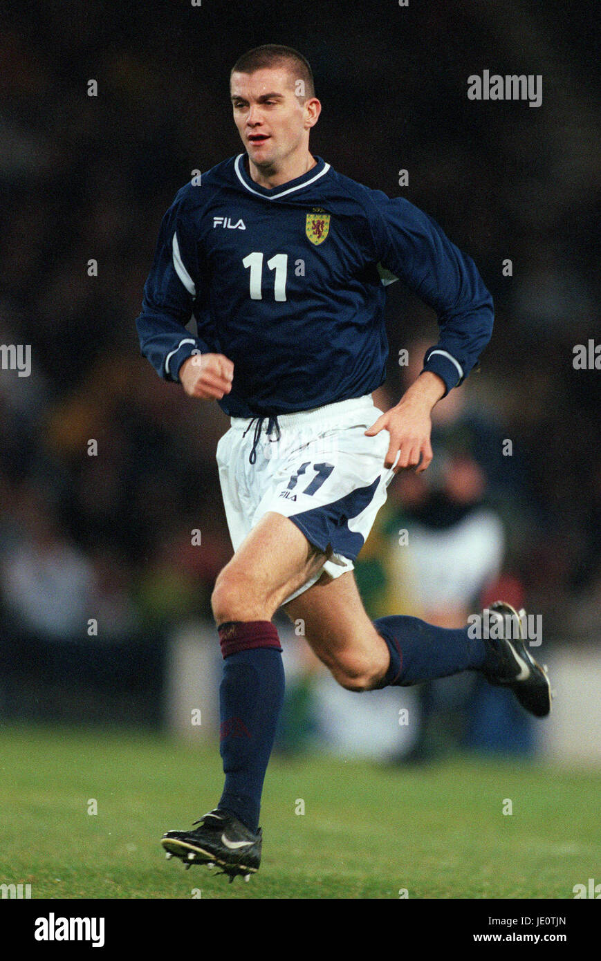 DOMINIC MATTEO SCOTLAND & LEEDS UNITED FC HAMPDEN PARK GLASGOW GLASGOW ...