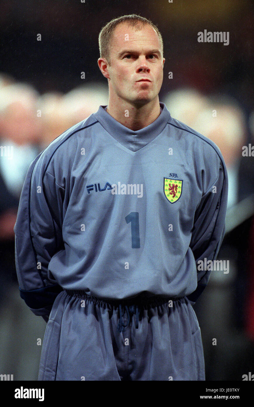 JONATHAN GOULD SCOTLAND & GLASGOW CELTIC FC HAMPDEN PARK GLASGOW ...