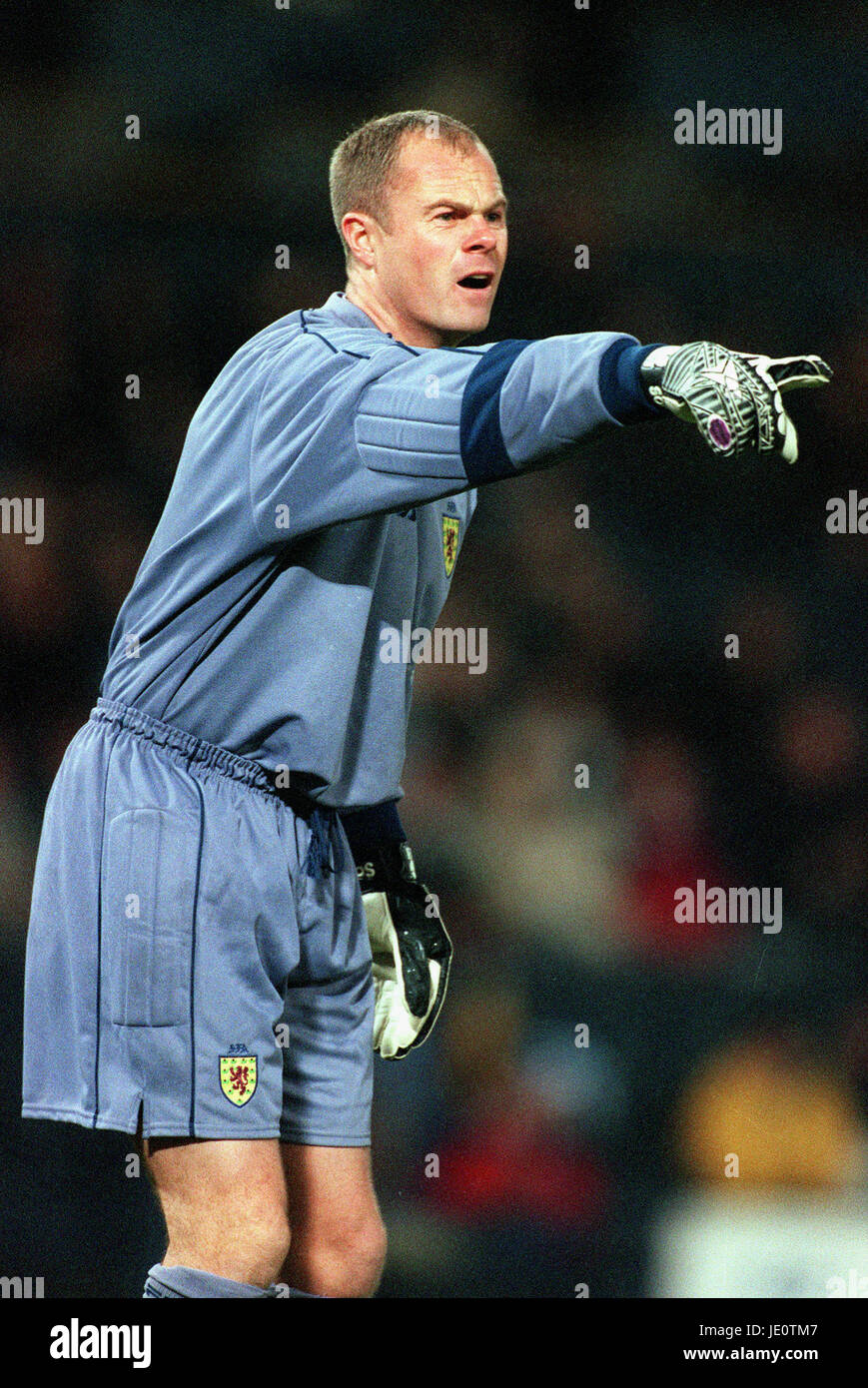 JONATHAN GOULD SCOTLAND & GLASGOW CELTIC FC HAMPDEN PARK GLASGOW ...